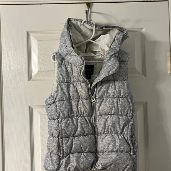 GAP | Jackets & Coats | Girls Gap Light Grey Puffer Vest With Hood ...